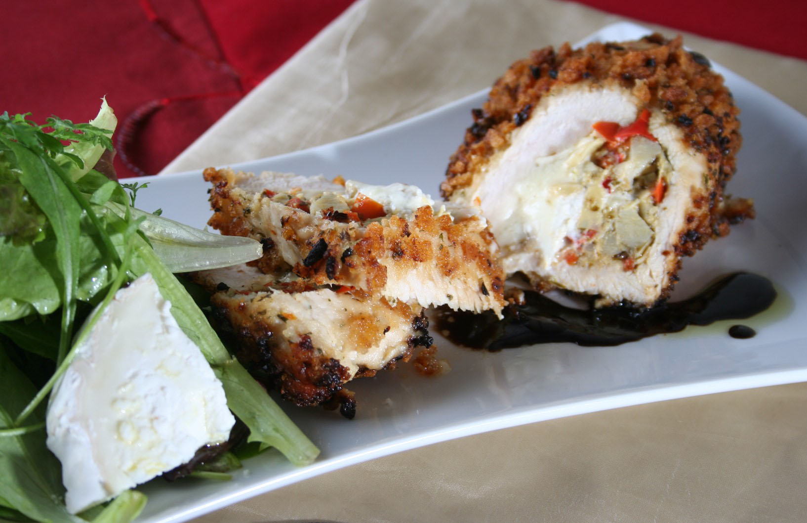 Escalope de poulet façon cordon bleu au chèvre et pesto | Soignon